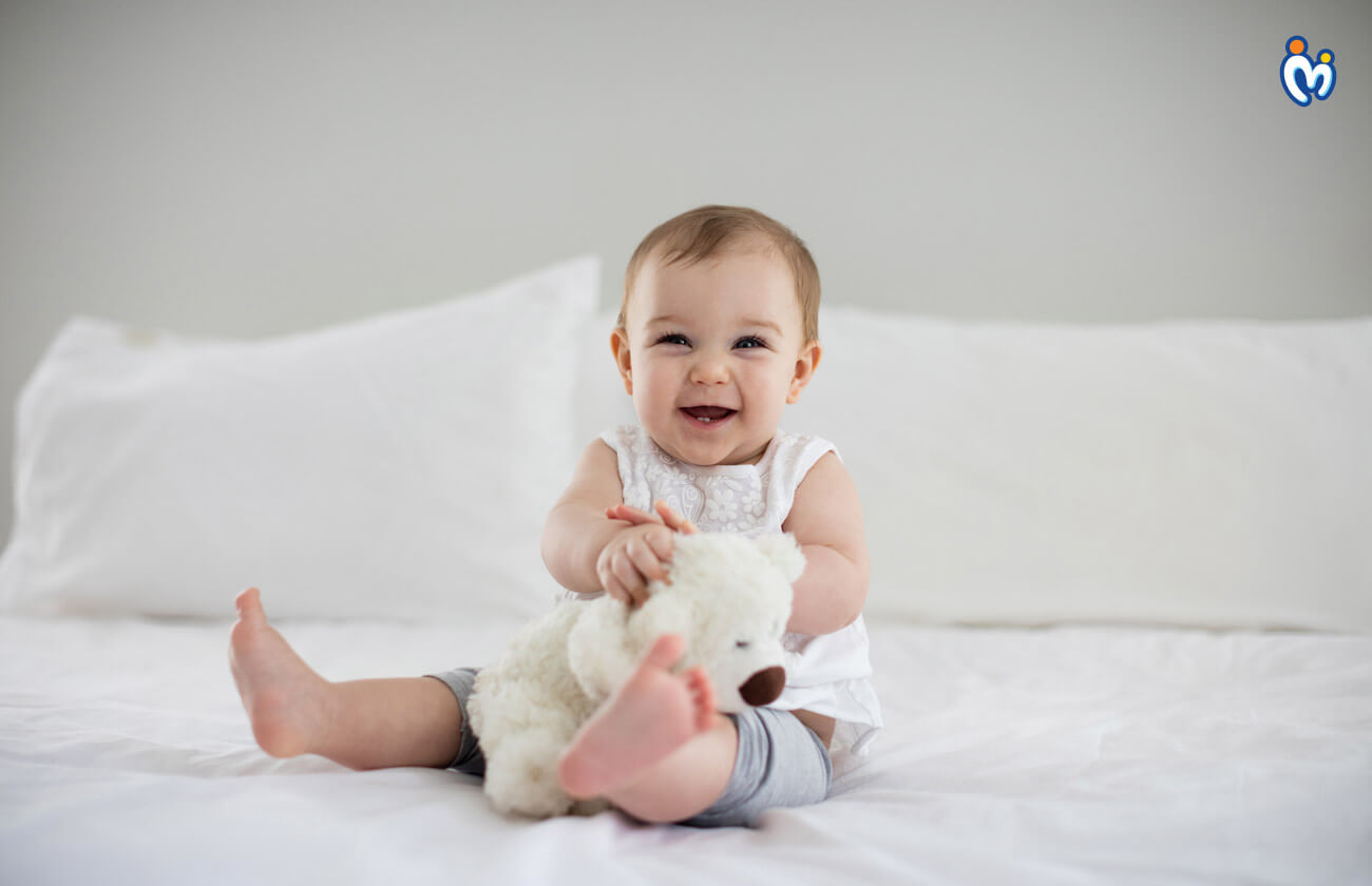 Baby Sitting with Support: What to Expect - MamyPoko Blog